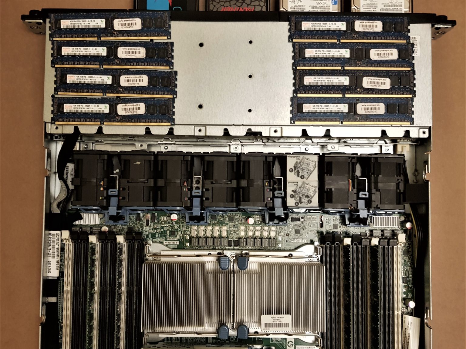 Server RAM and storage upgrade | techlogist.net