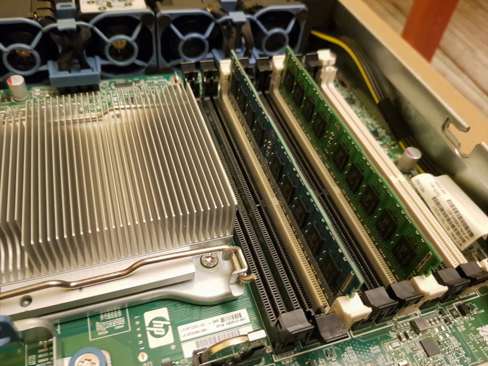 How to cleanup and prepare a refurbished server? | techlogist.net